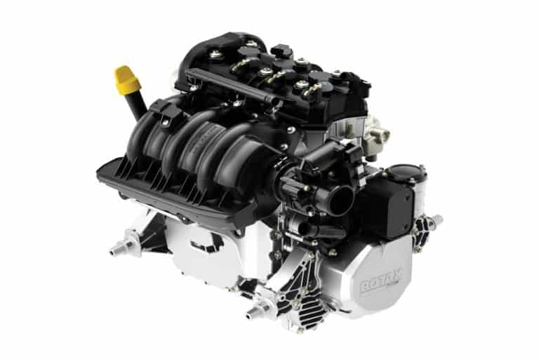 photo-6-moteur-rotax-900-ace - Québec Yachting
