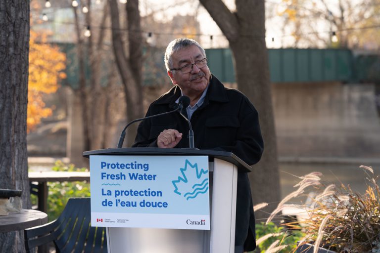 Le Canada renforce la protection de l'eau douce avec le lancement de l ...